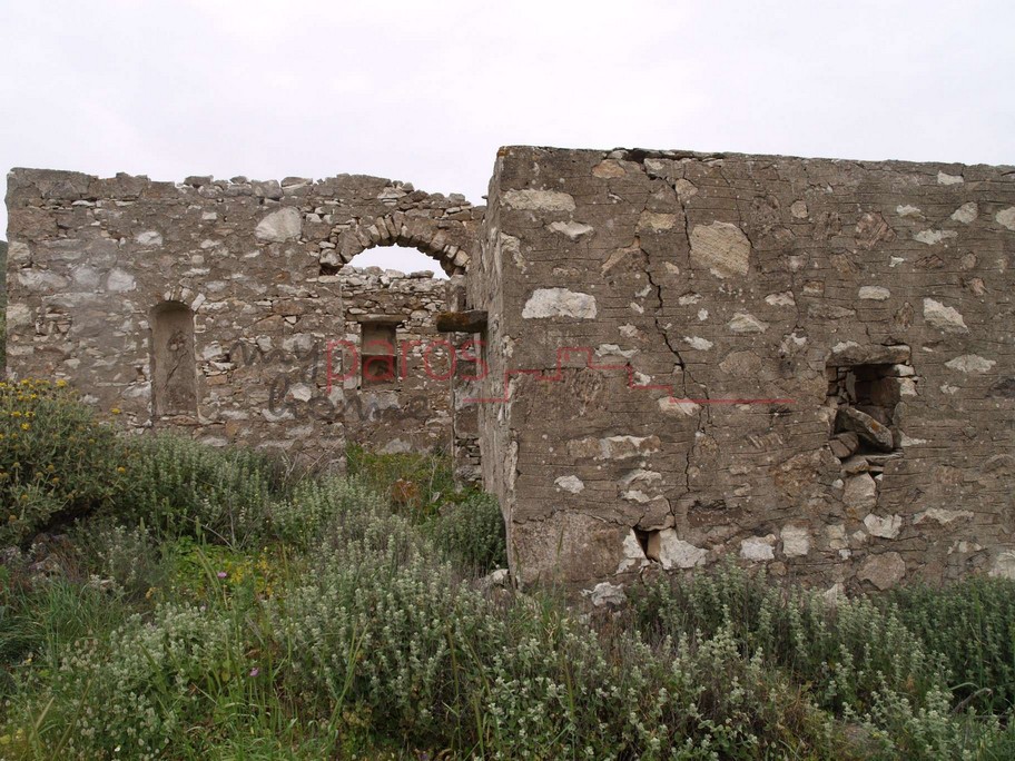 Γ314 ΑΓΡΟΤΕΜΑΧΙΑ ΕΠΙΦΑΝΕΙΑΣ ΣΤΗ ΘΕΣΗ ‘’ΒΟΥΝΙΑ-ΘΑΨΑΝΑ’’ΛΕΥΚΩΝ | My Paros ...